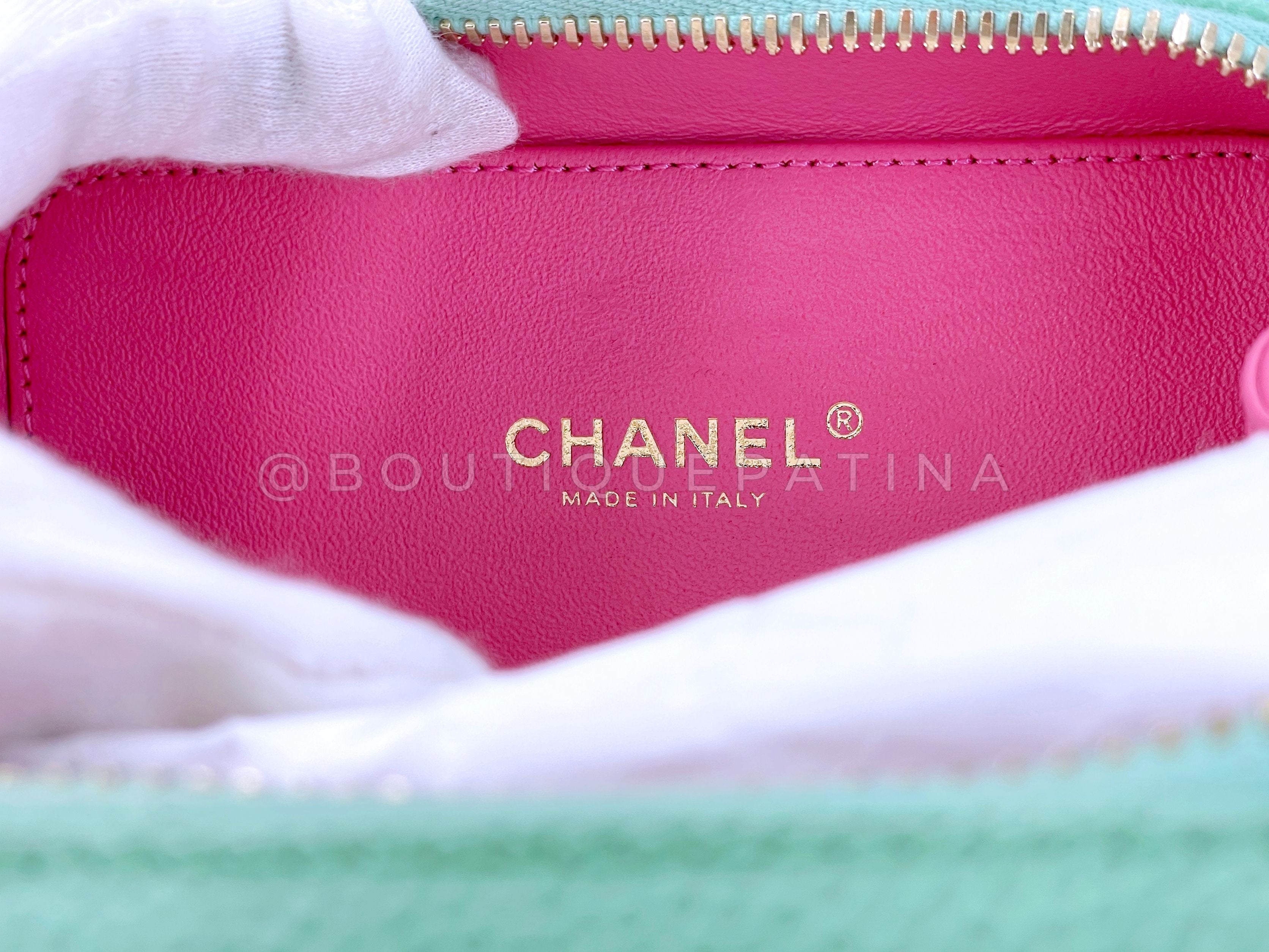 Chanel 2019 Pink/Green/Blue Caviar Filigree Vanity Case Bag – Boutique Patina