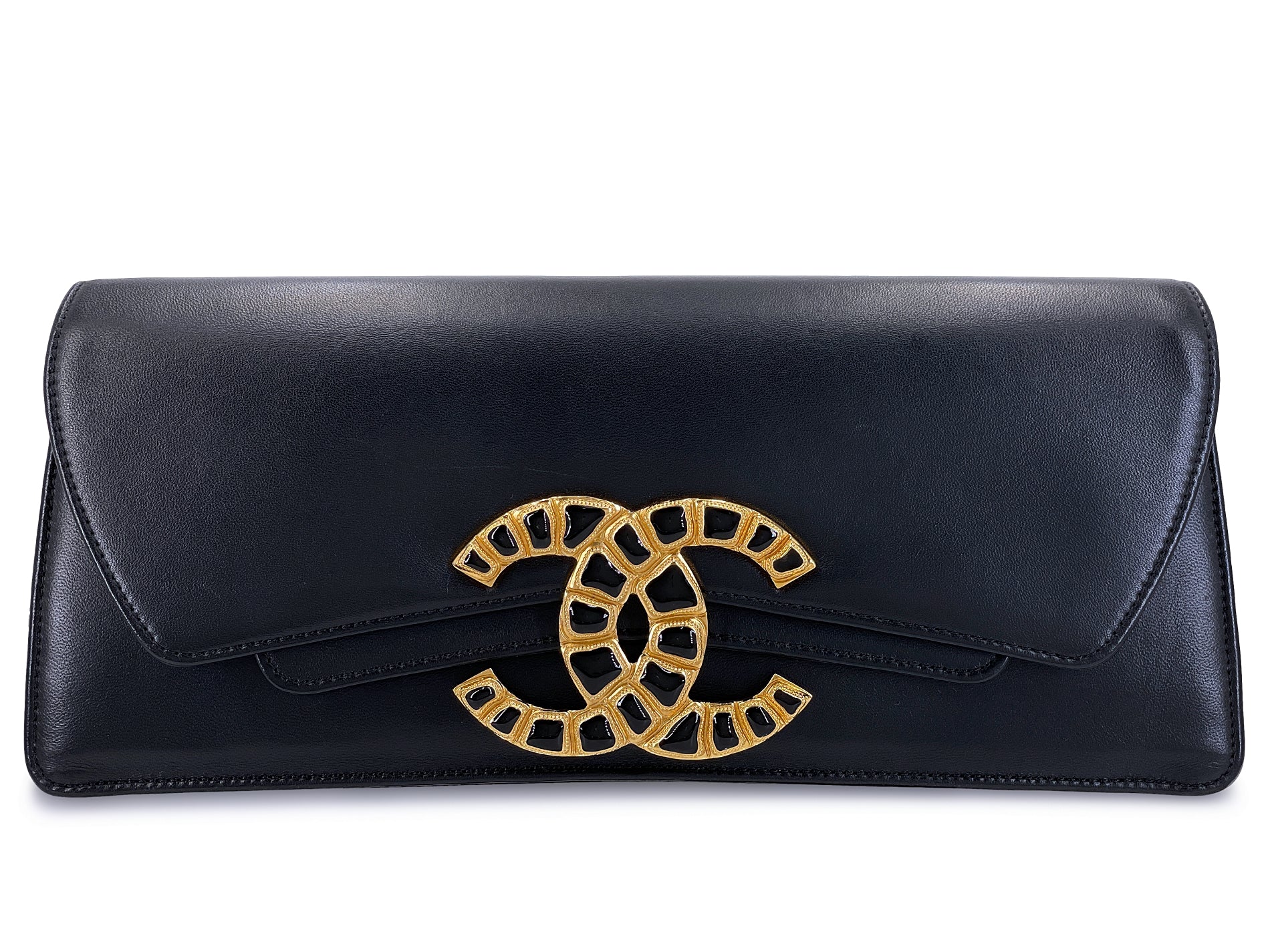 Chanel 19A Egypt Black Jumbo Clutch Bag Crocodile CC Paris-New York AV ...